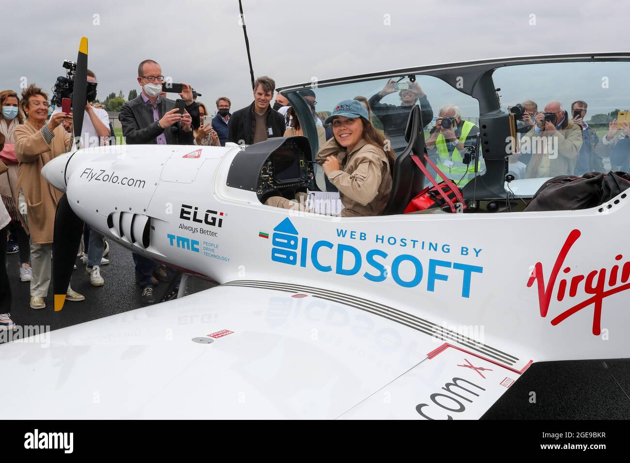 19-year-old Zara Rutherford poses before takeoff of a record attempt to ...