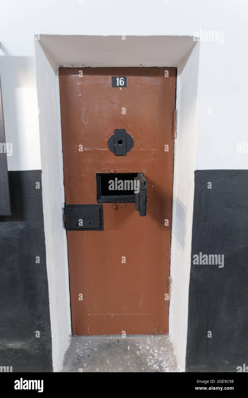New hall prison hi-res stock photography and images - Alamy
