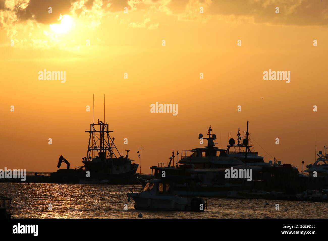 Anchor of mind hi-res stock photography and images - Alamy