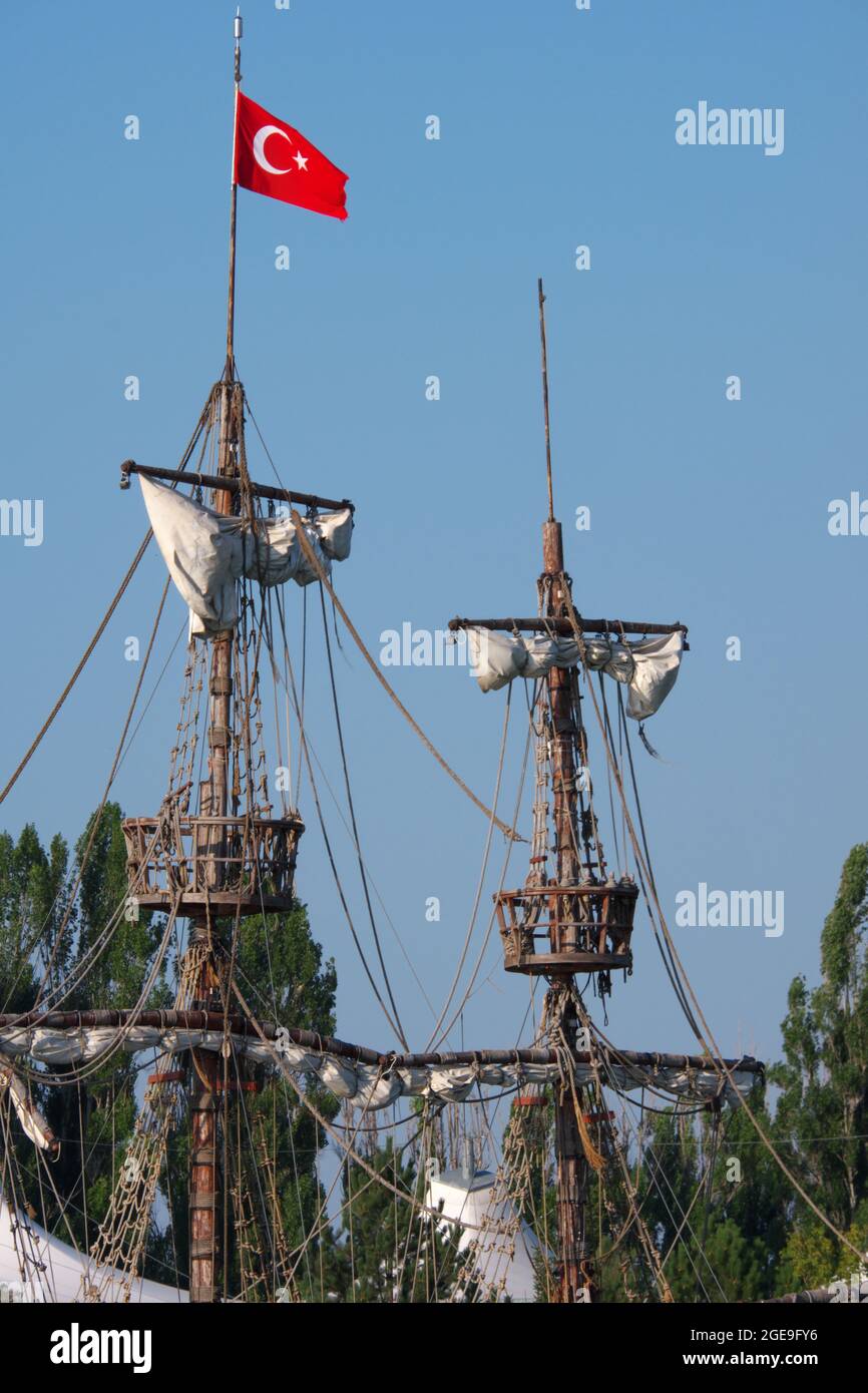 Turkish navy ship turkish flag hi-res stock photography and images - Alamy