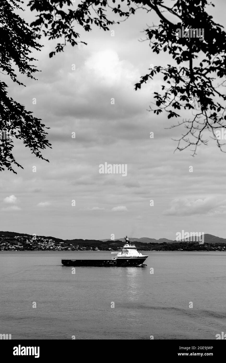 Offshore PSV platform supply vessel Island Chieftain at Byfjorde, off ...