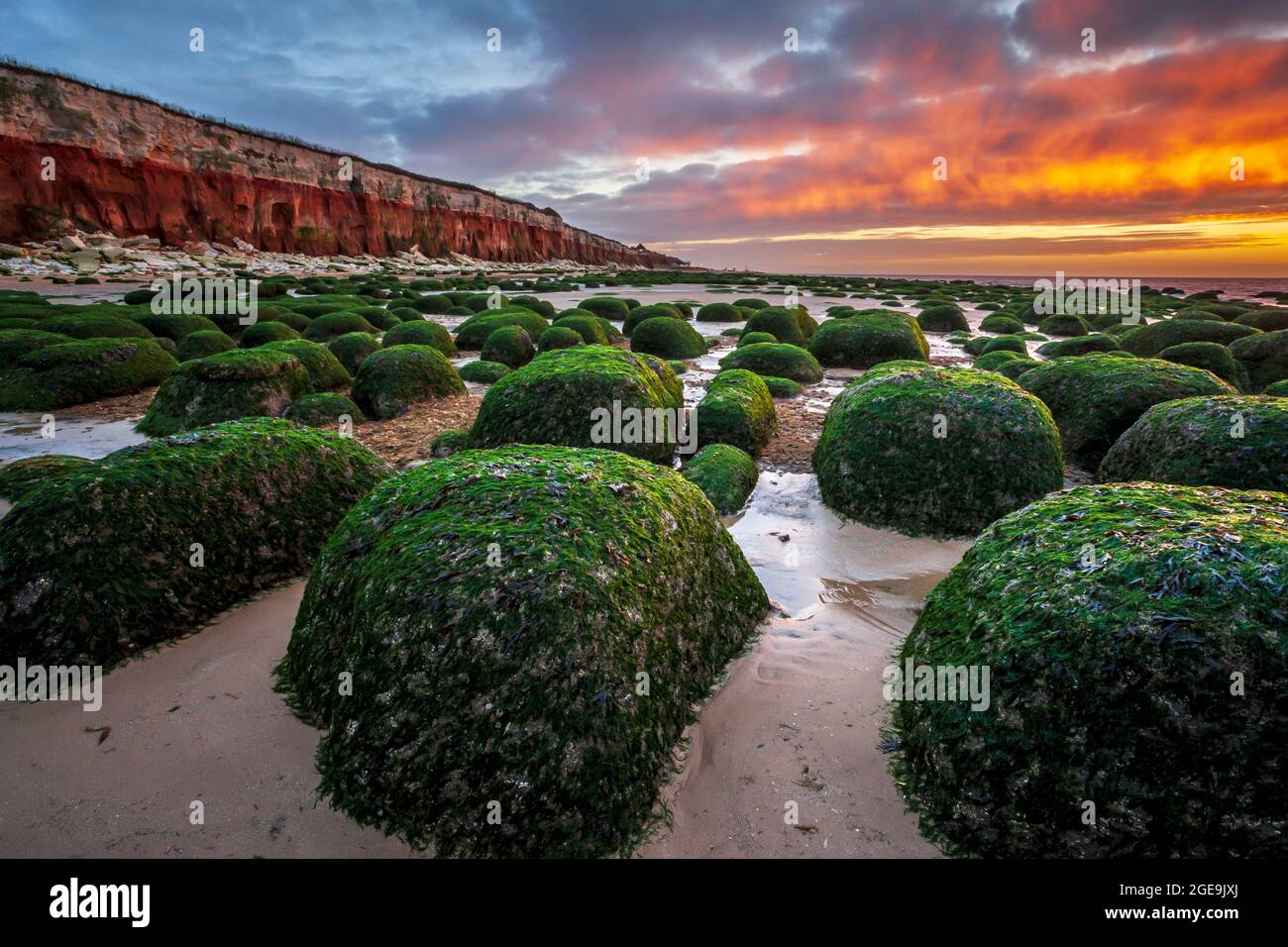 Hunstanton beach at sunset Stock Photo - Alamy
