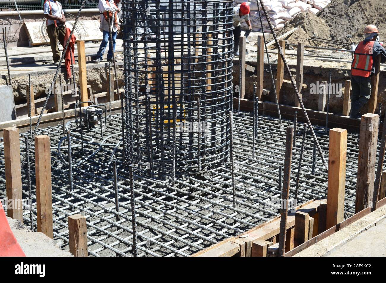 isolated reinforcement and falsework of footing for bridge foundations ...