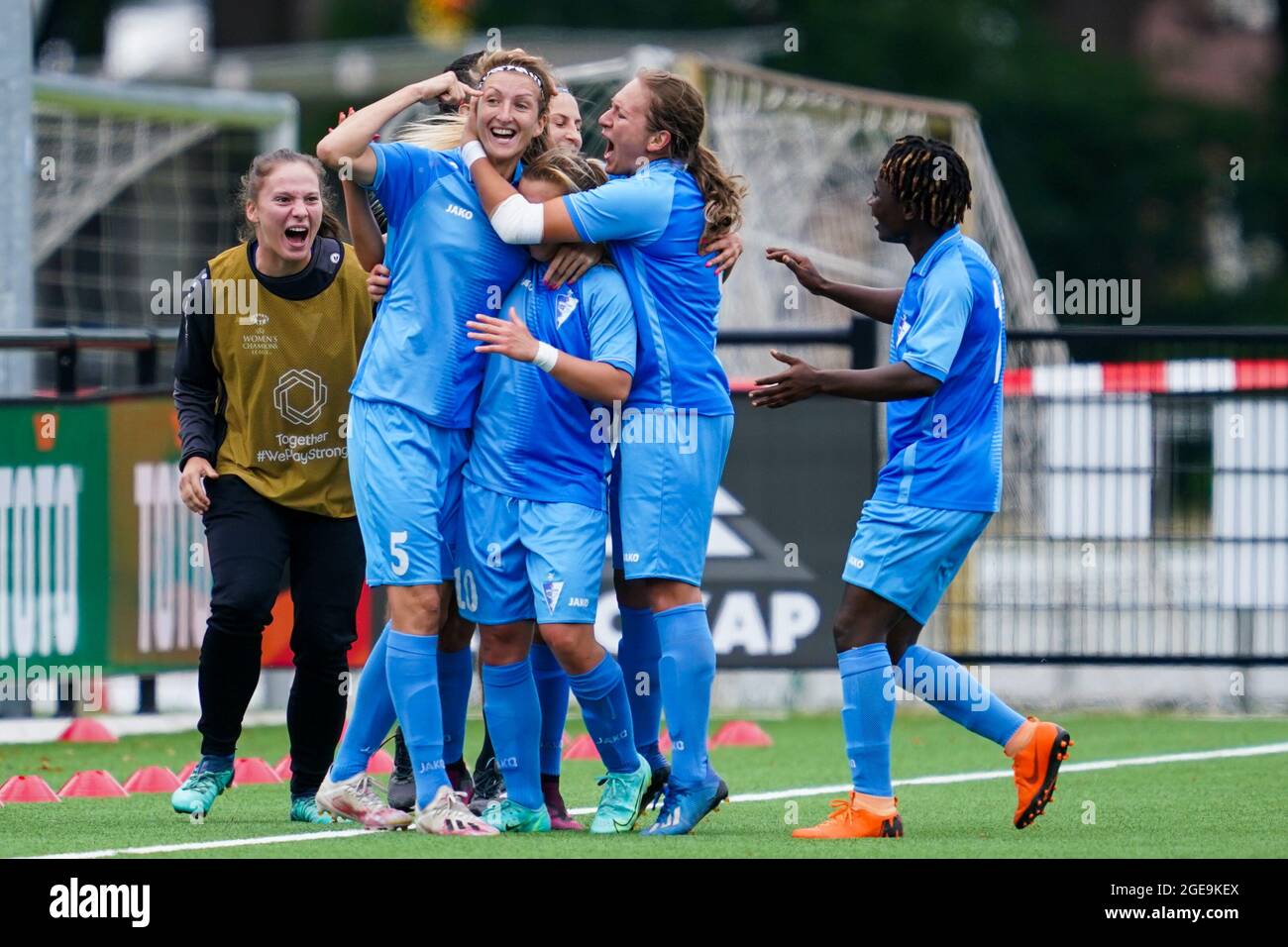 Violeta slovic hi-res stock photography and images - Alamy