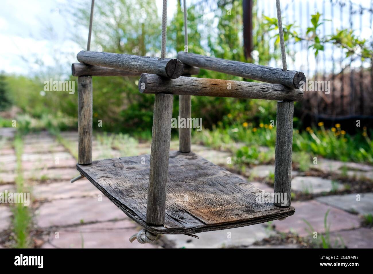 Old wooden swing hi-res stock photography and images - Alamy