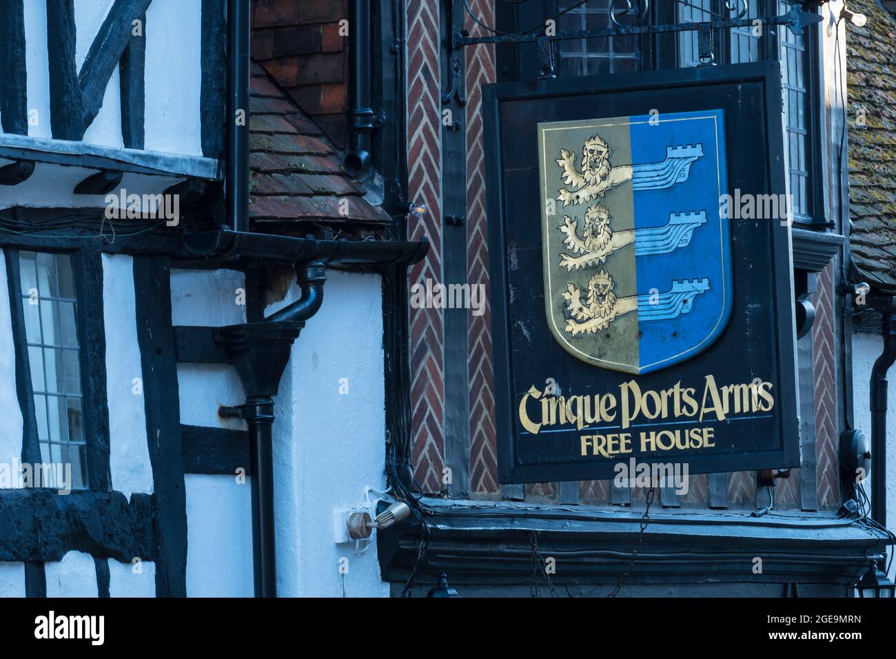 Brick infill hi-res stock photography and images - Alamy