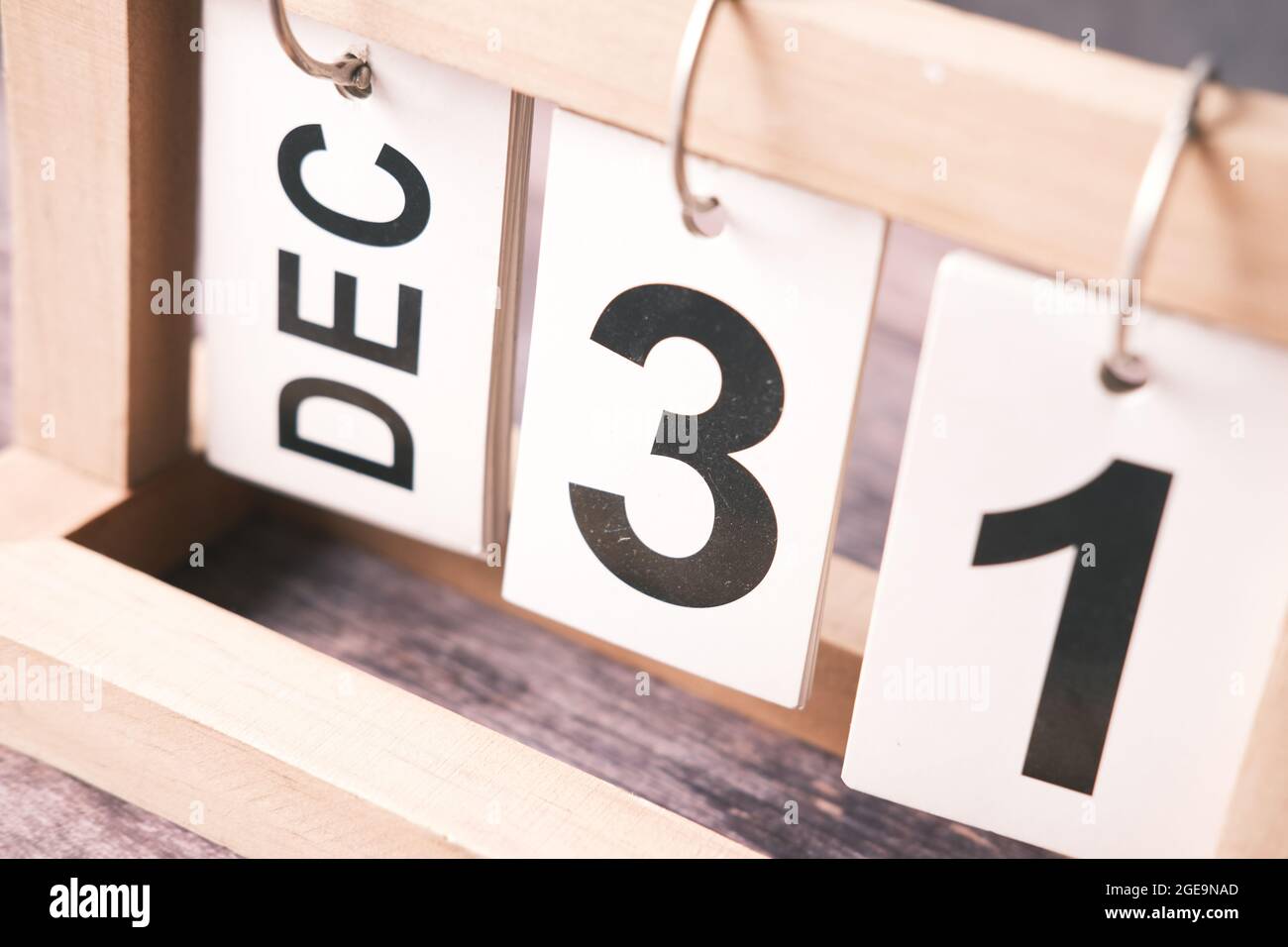 December 31 calendar hi-res stock photography and images - Alamy