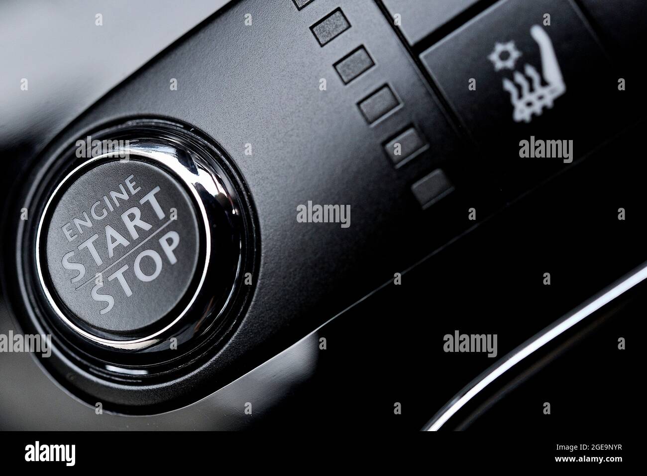Engine start stop hi-res stock photography and images - Alamy