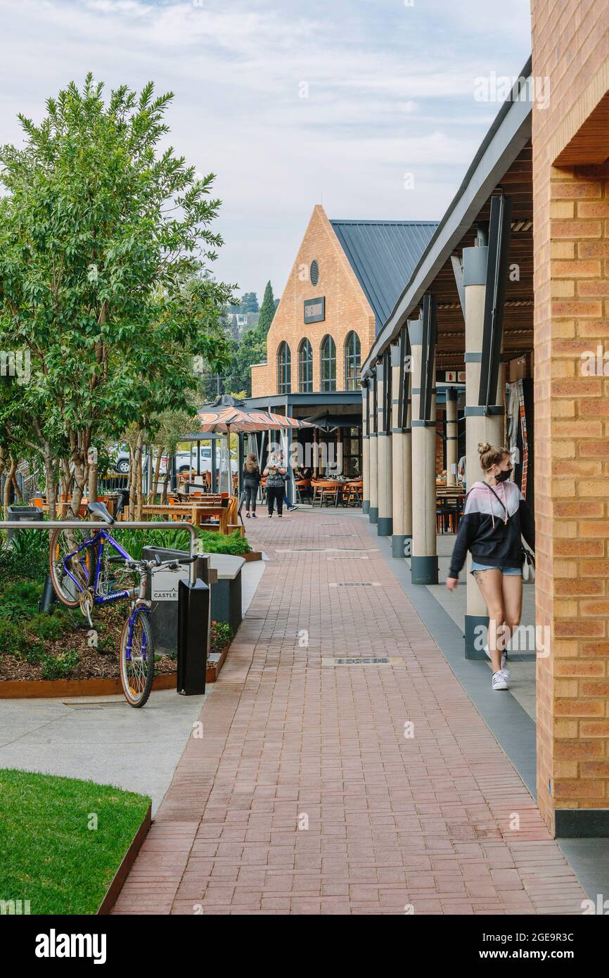 Open gable roof hi-res stock photography and images - Alamy