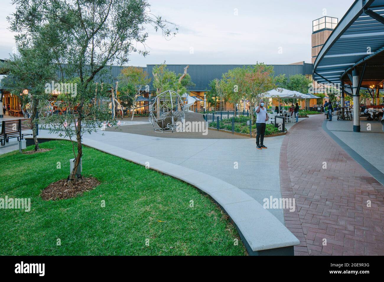 Main piazza with landscaping. Castle Gate Lifestyle, Pretoria, South ...