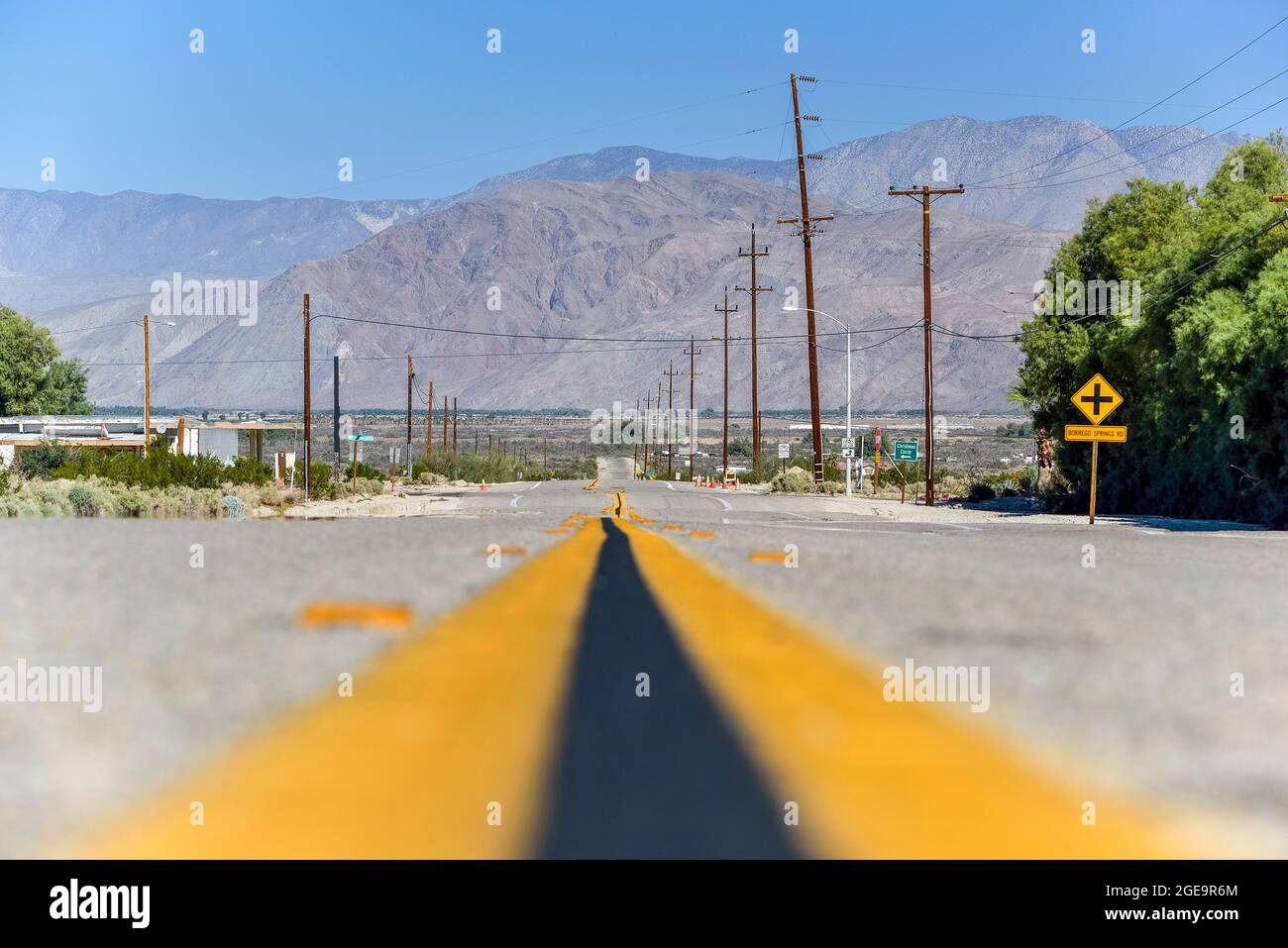 Yellow Road Markings, Borrego Springs, California, USA Stock Photo - Alamy