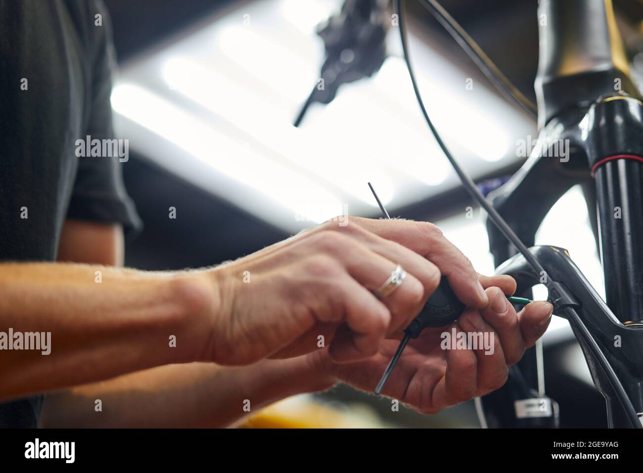 Crop unrecognizable male mechanic hi-res stock photography and images ...