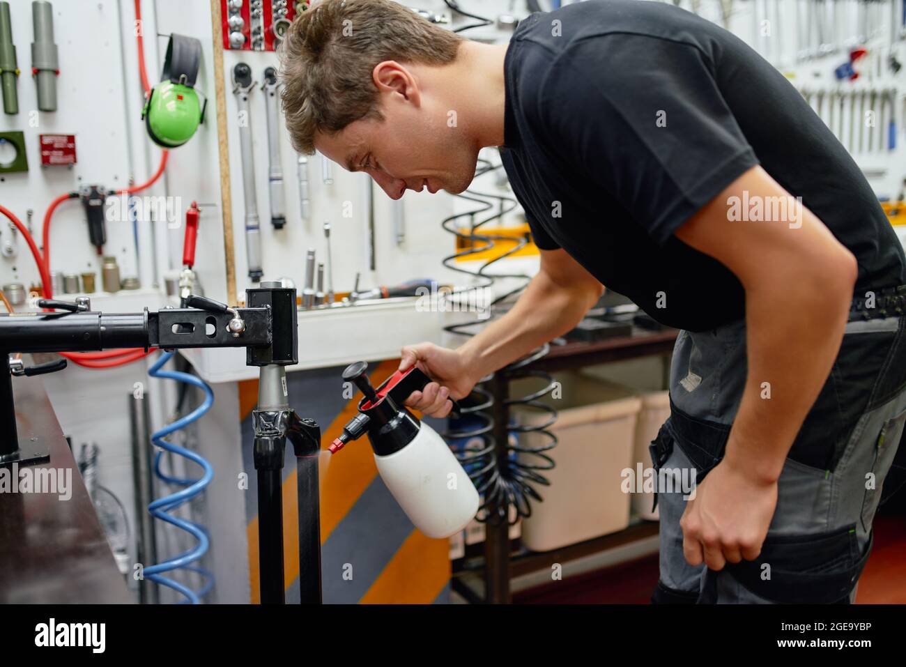 Bike maintenance facility hi-res stock photography and images - Alamy