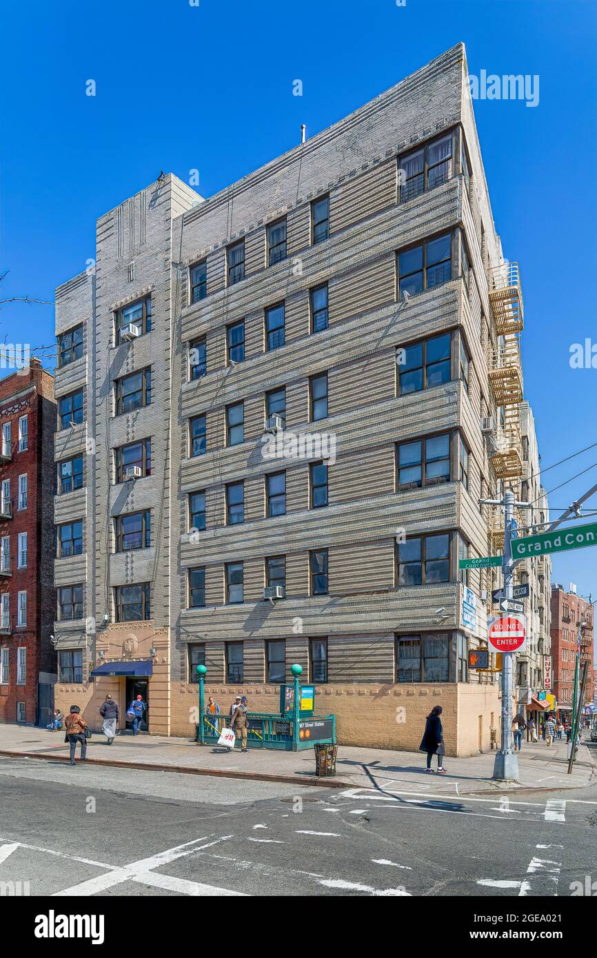 1212 grand concourse hi-res stock photography and images - Alamy