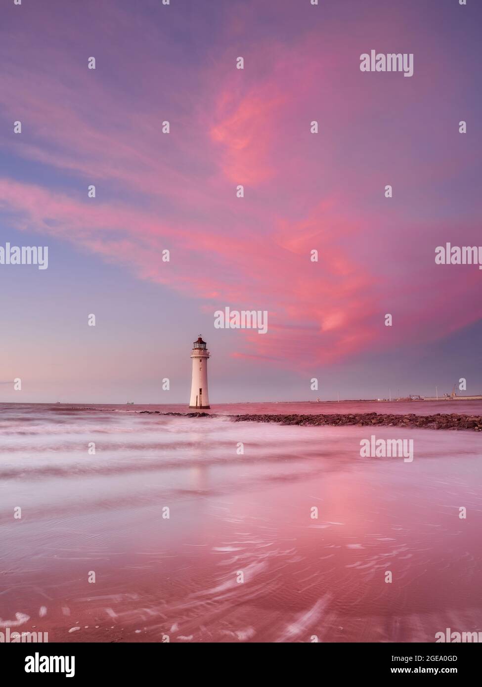 New brighton coastline hi-res stock photography and images - Alamy