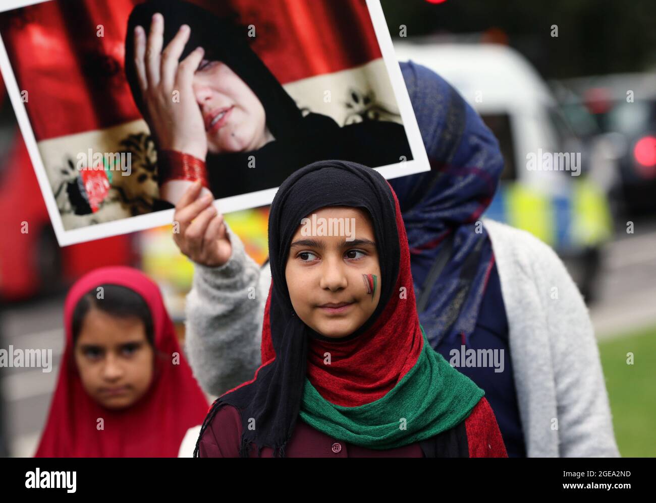London, England, UK. 18th Aug, 2021. Afghan women stage a protest ...