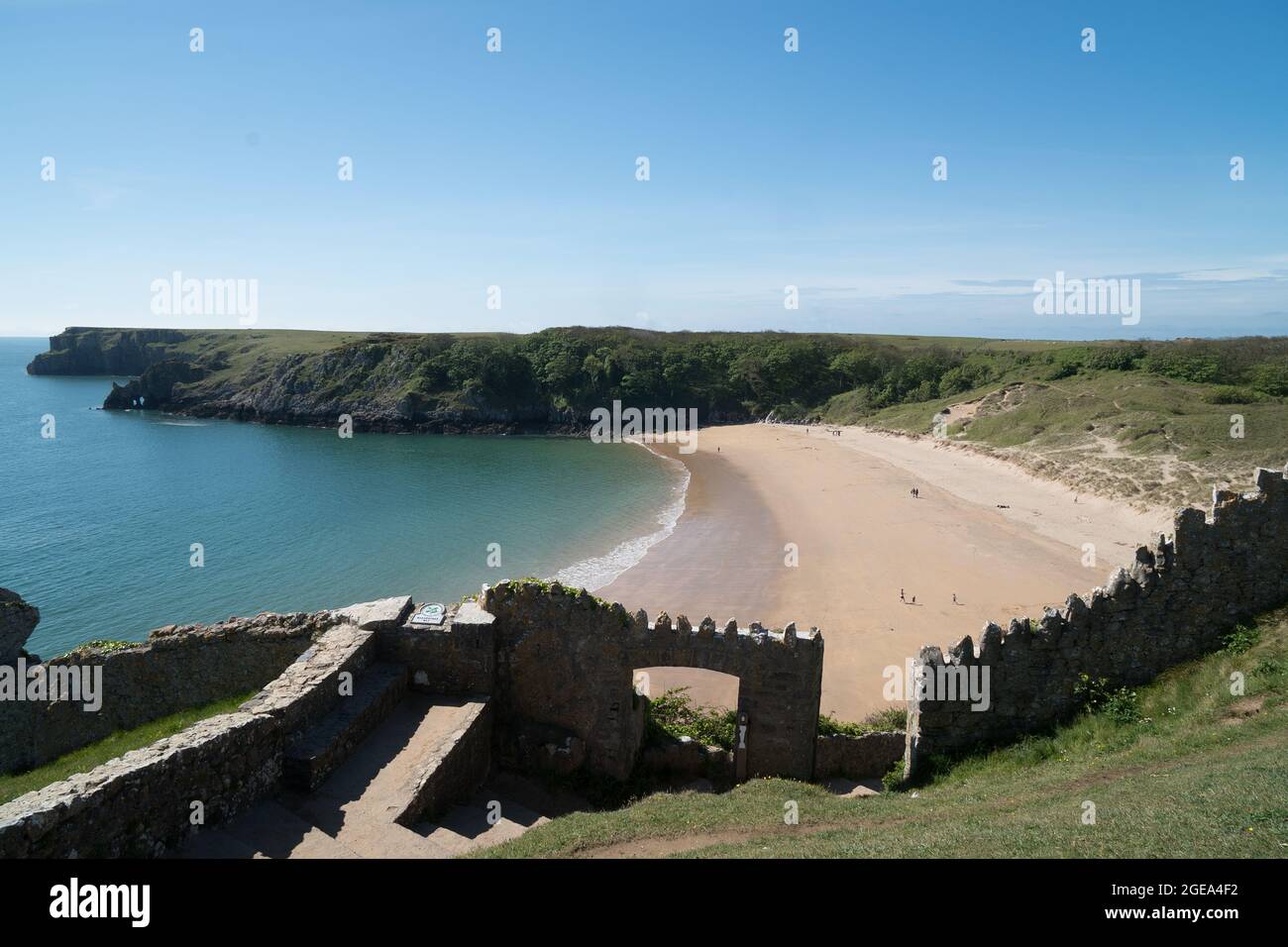 View from clifftop of Barafundle Bay and beach, Pembrokeshire, Wales ...