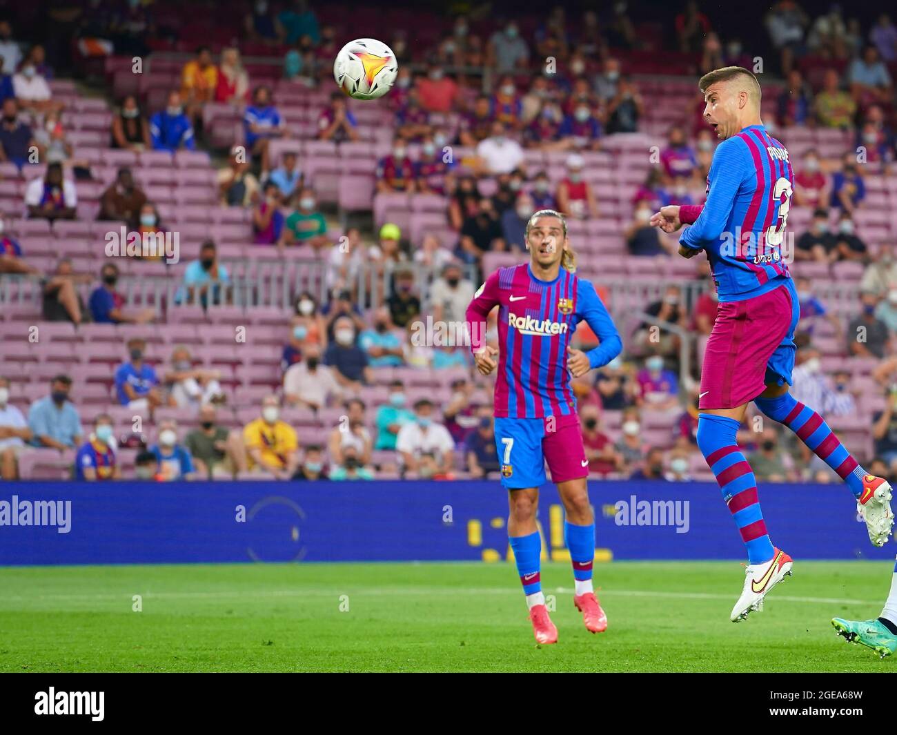 Gerard Pique of FC Barcelona scores the 1-0 during the La Liga match ...