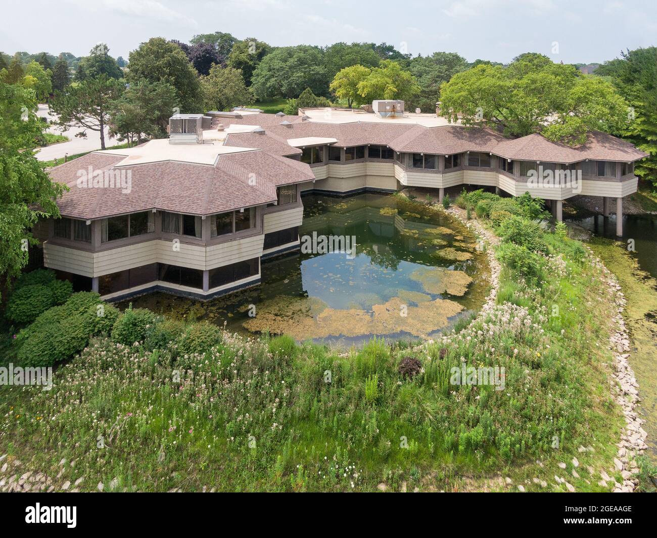 Indian Lakes Resort designed by Don Erickson Stock Photo - Alamy