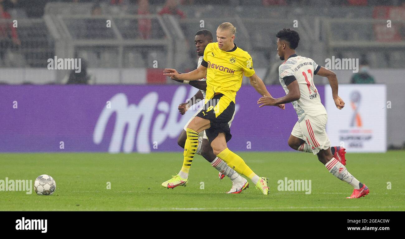 Dortmund, Deutschland. 17th Aug, 2021. firo: 17.08.2021, Fuvuball, 2nd ...