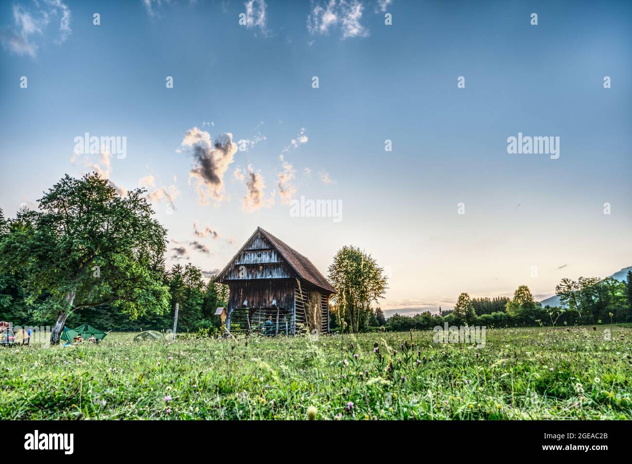 Traditional hay house hi-res stock photography and images - Alamy