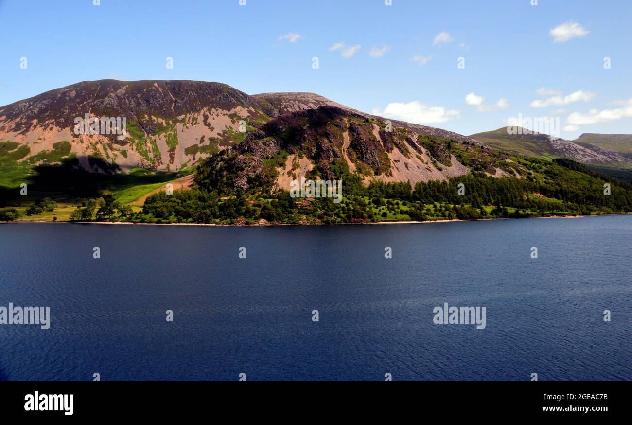 'Herdus' the Wainwright 'Great Borne' and 'Bowness Knot' from Ennerdale ...