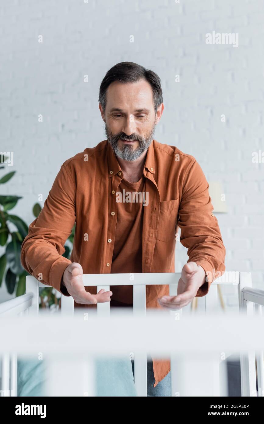 Outreached hands hi-res stock photography and images - Alamy