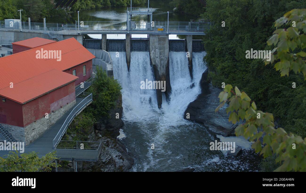 Hydro quebec dam hi-res stock photography and images - Alamy