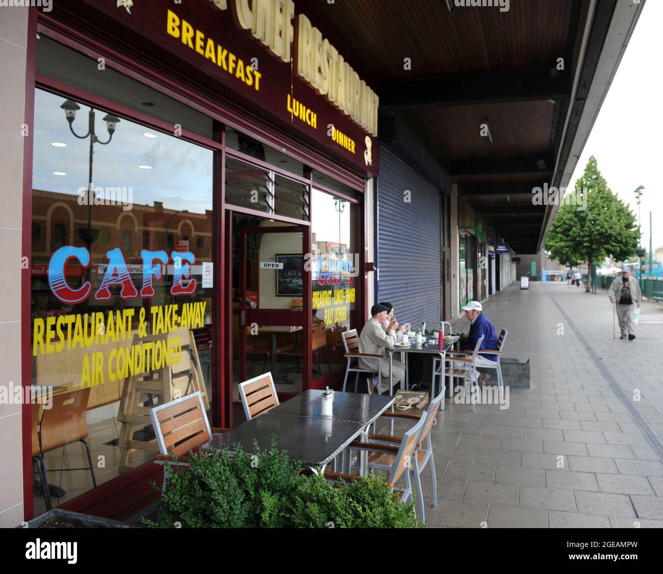 Slough uk town hi-res stock photography and images - Alamy