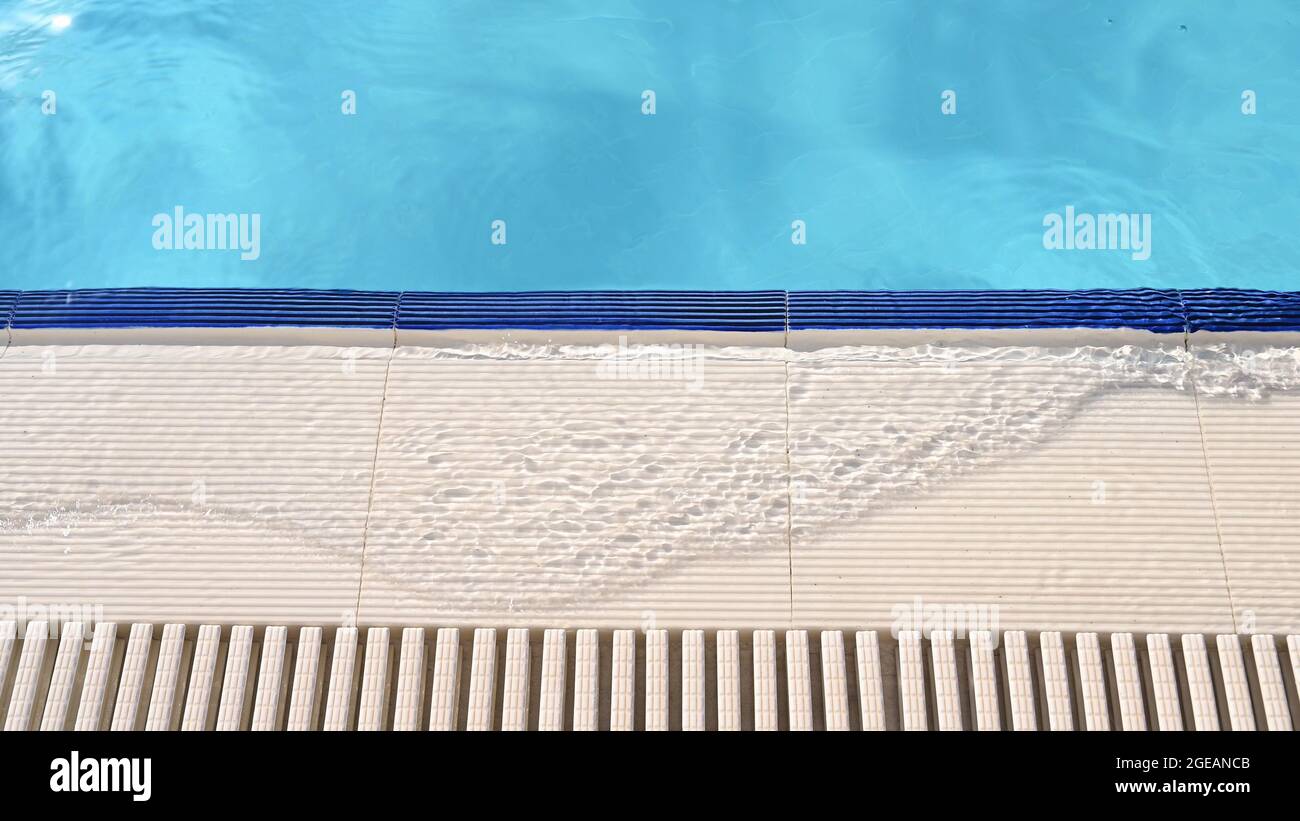 Pool drain edge, close up Stock Photo - Alamy