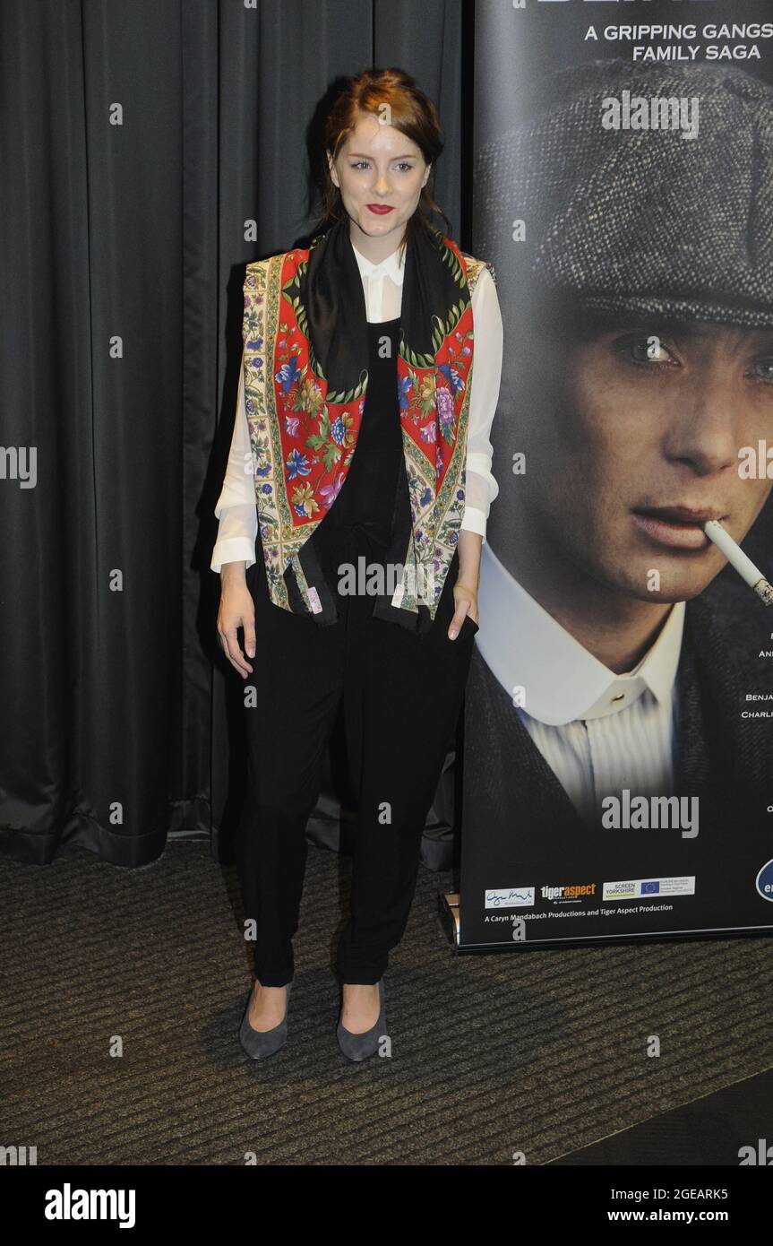 Sophie rundle peaky blinders hi-res stock photography and images - Alamy