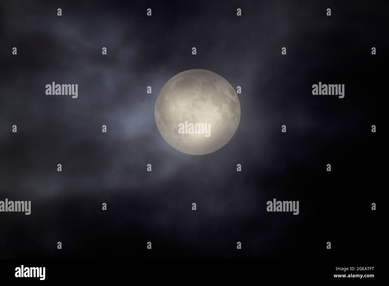 Overcast full moon night sky Stock Photo - Alamy