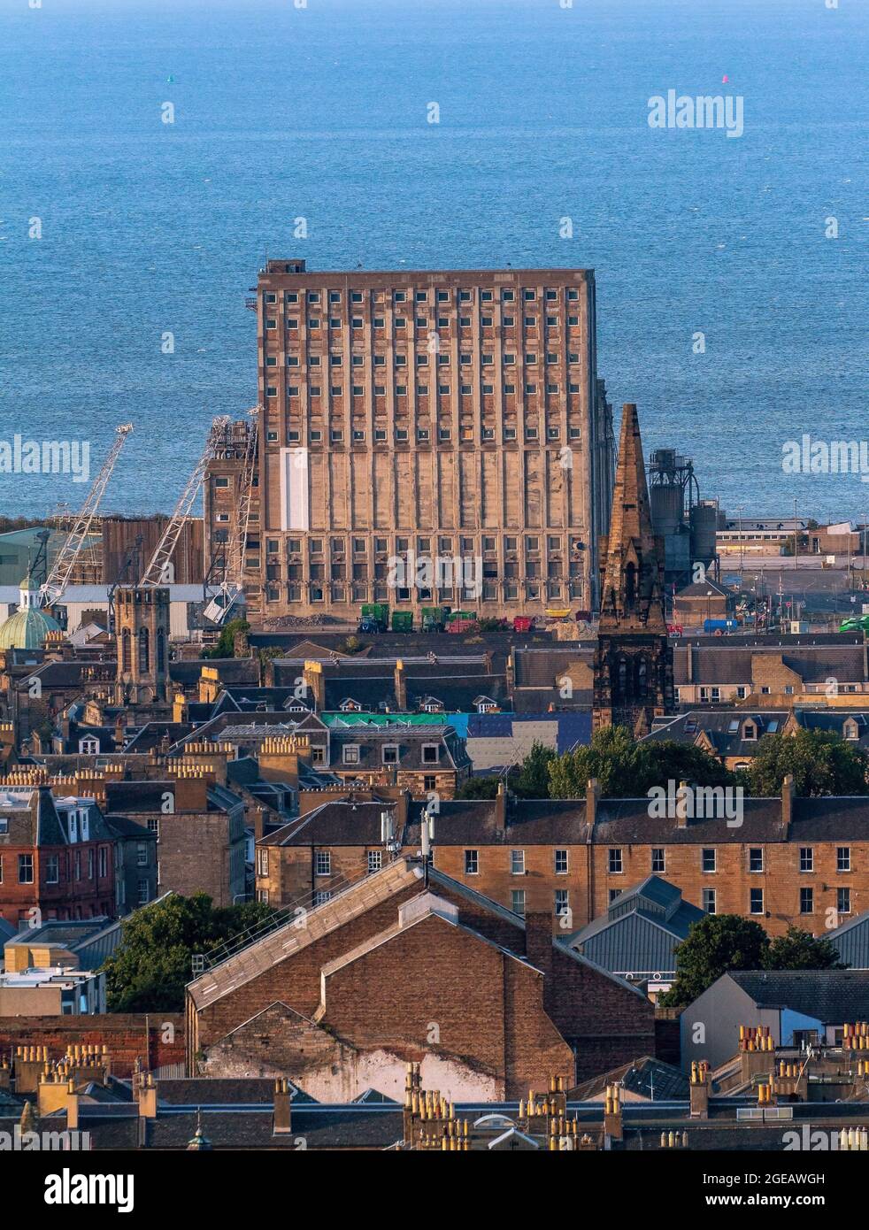 Derelict areas hi-res stock photography and images - Alamy