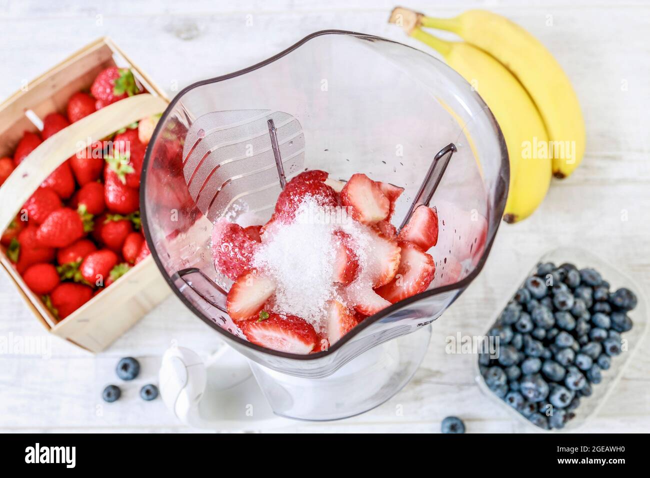 How to make fruit smoothie using blender. Step by step, tutorial Stock ...