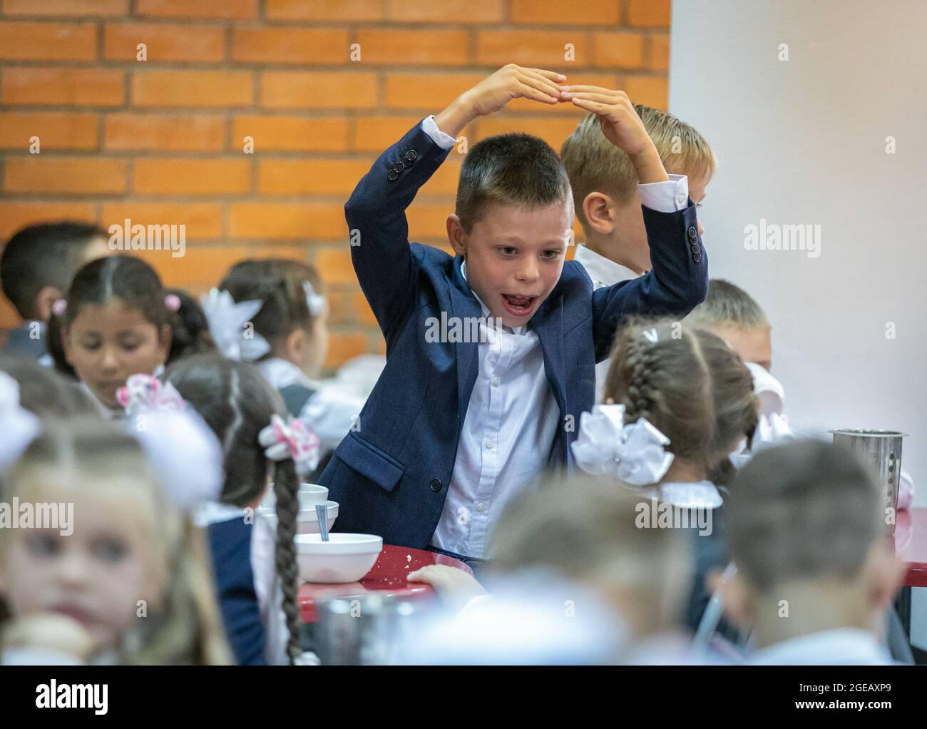 Russian school girl hi-res stock photography and images - Alamy