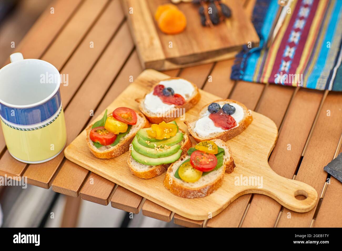 Party buffet in the garden Stock Photo - Alamy