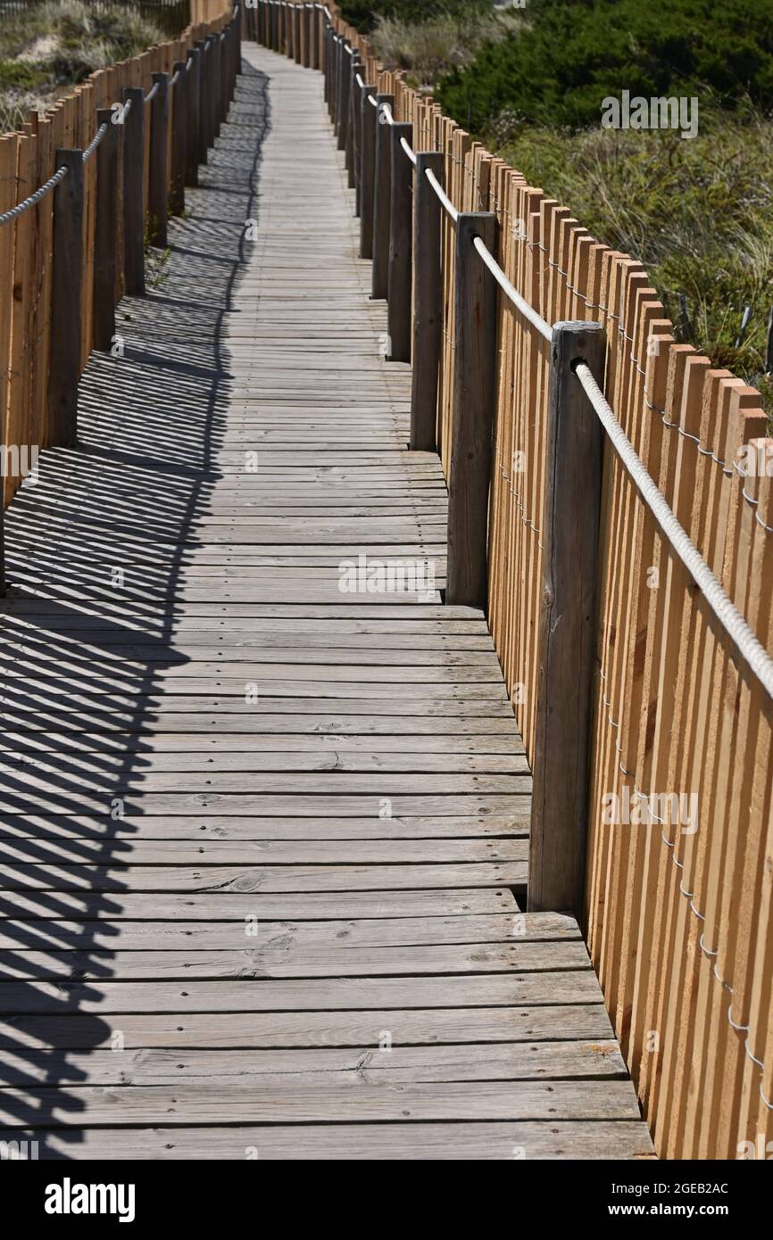 Footpath handrail hi-res stock photography and images - Alamy