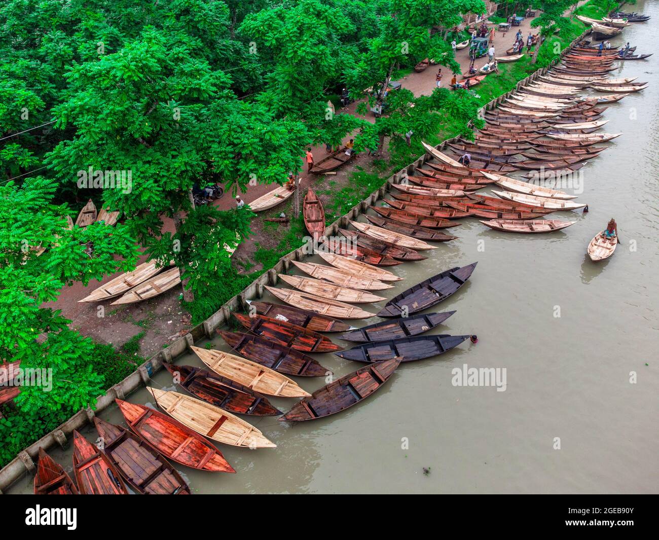 Boatmarket hi-res stock photography and images - Alamy