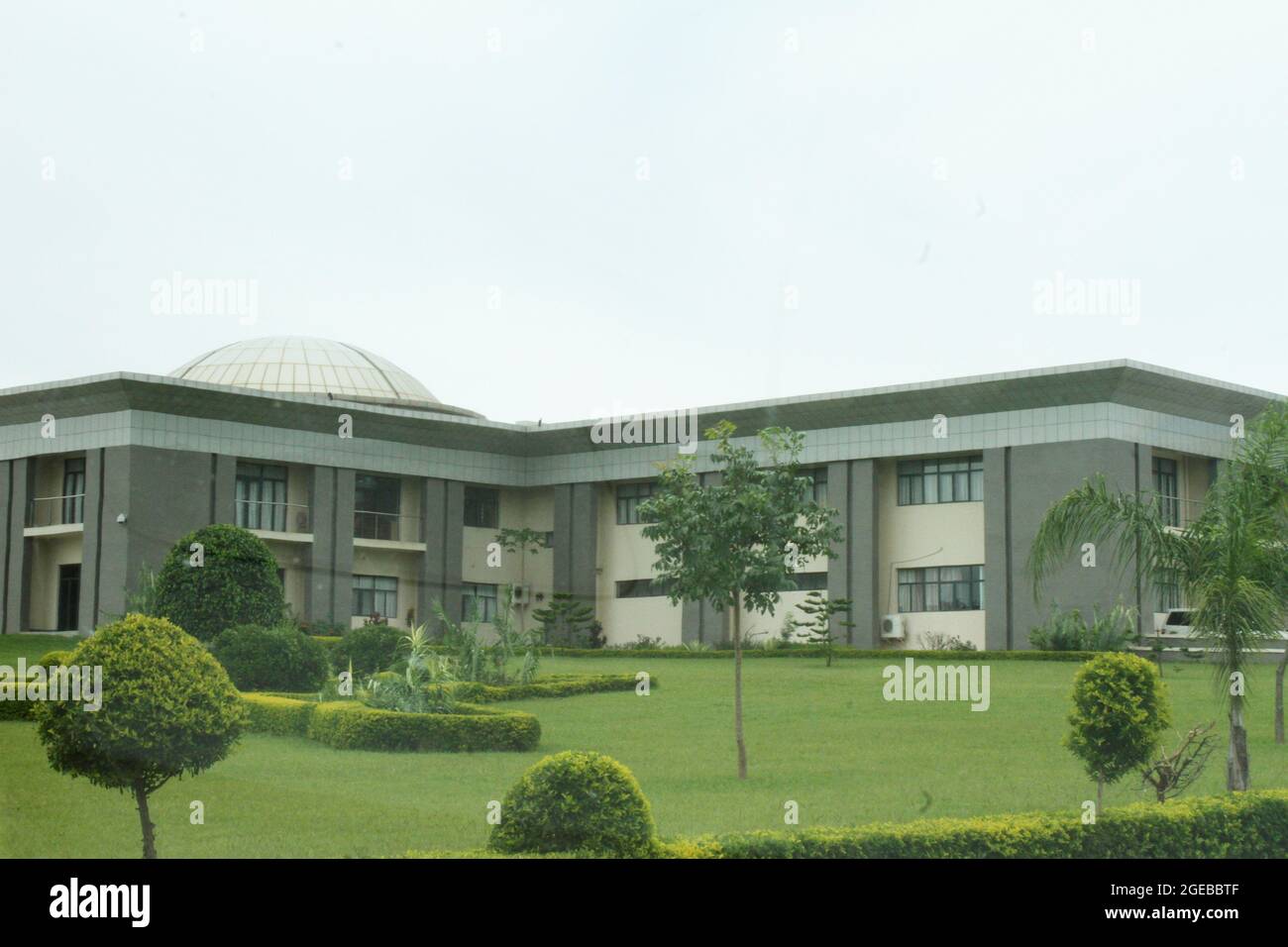 New parliament building of malawi hi-res stock photography and images ...