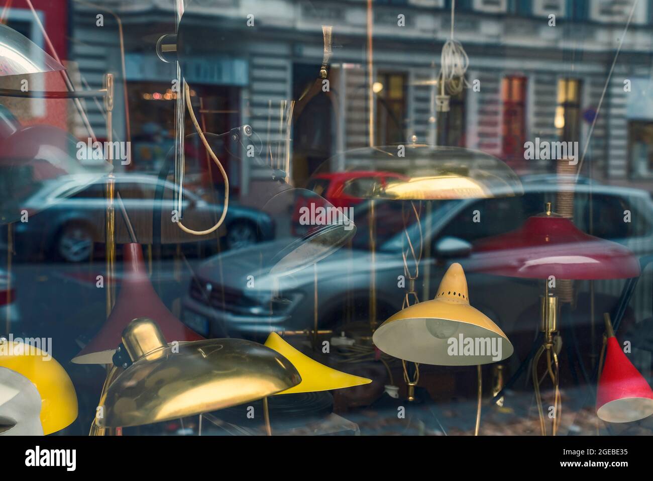 showcase of a second hand shop with lots of old lamps Stock Photo - Alamy