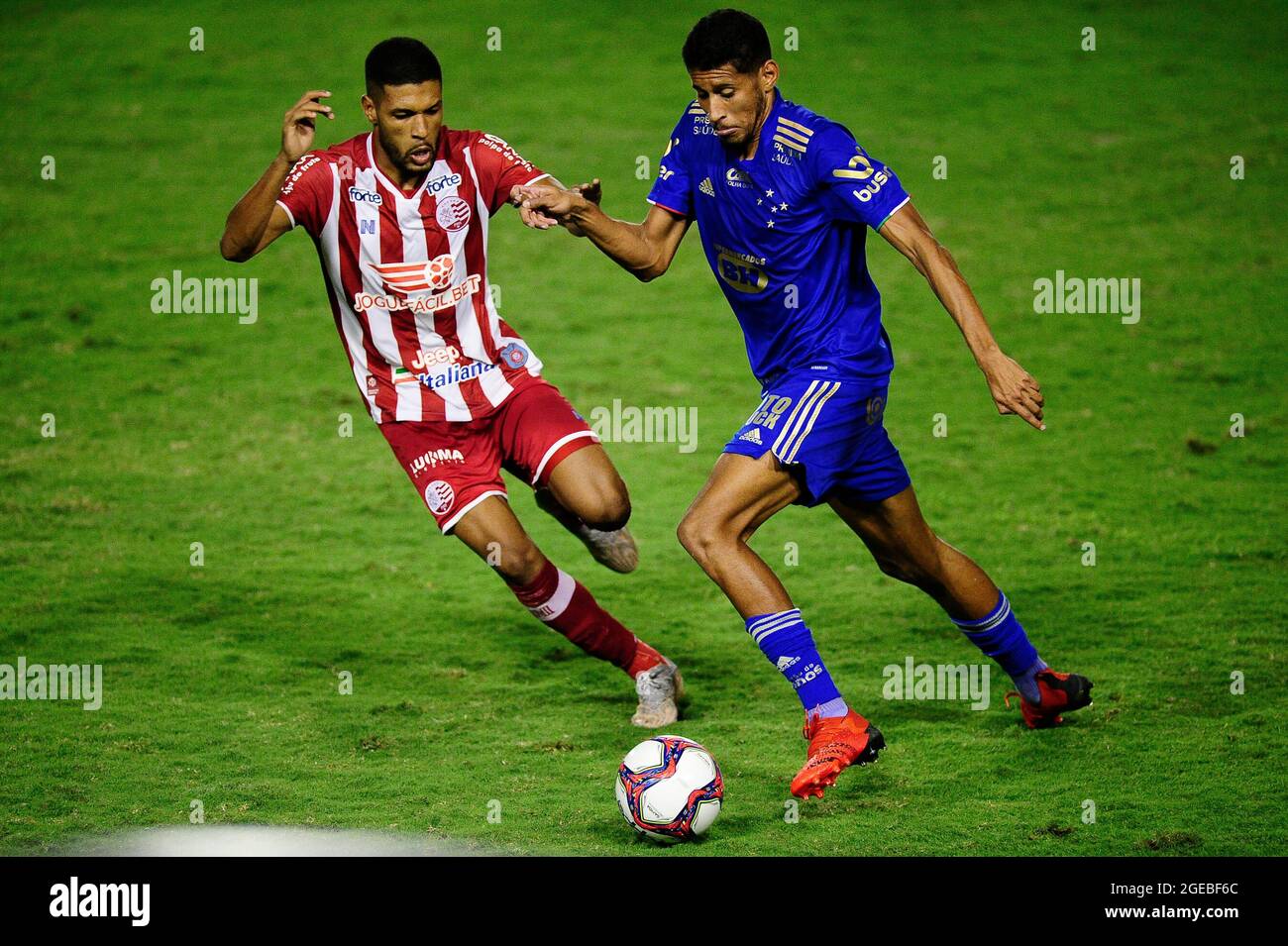 Recife, Brazil. 17th Aug, 2021. left) and Adriano Firmino (Cruzeiro ...