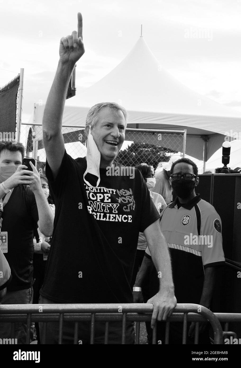 Island hop Black and White Stock Photos & Images - Alamy