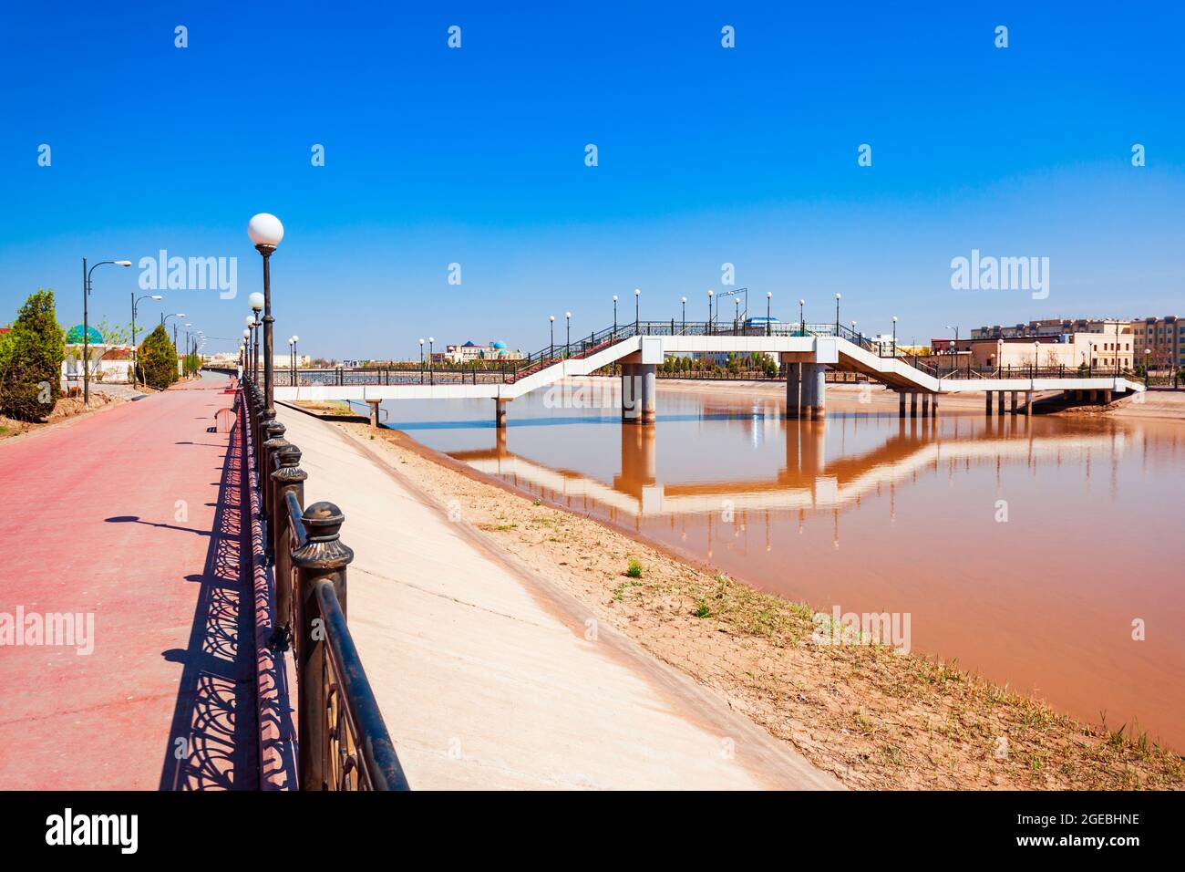 Bridge through Shavat canal in Urgench city, Uzbekistan Stock Photo - Alamy