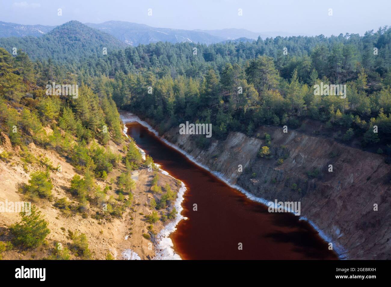 Open pit lake hi-res stock photography and images - Alamy