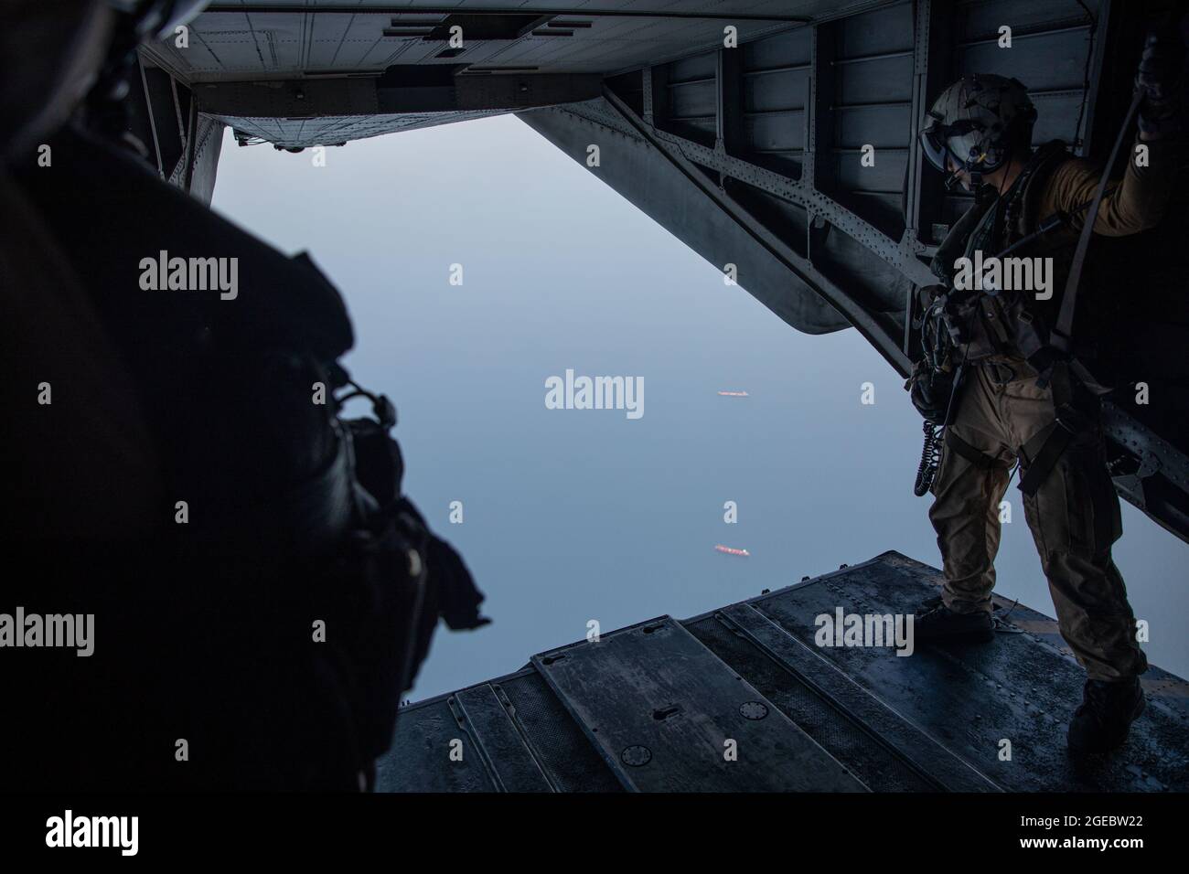 Commander mine countermeasures squadron hi-res stock photography and ...