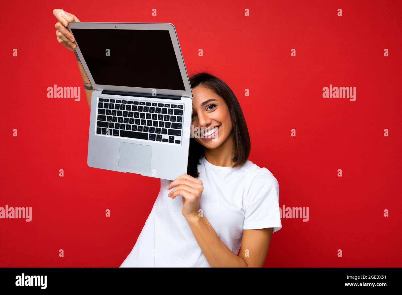 Photo of funny smiling Beautiful happy overjoyed young woman with short ...