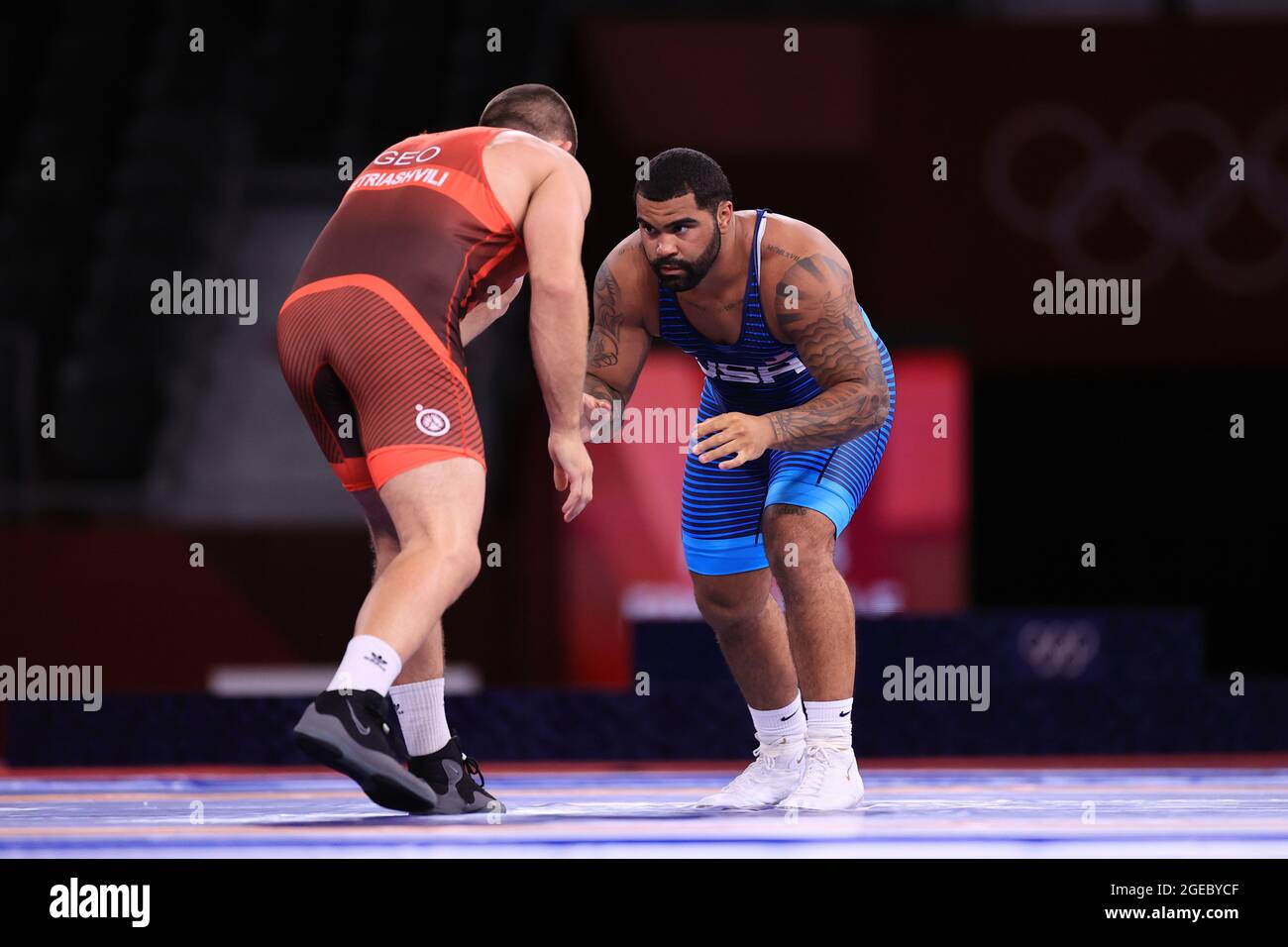 Japan red vs blue hi-res stock photography and images - Alamy