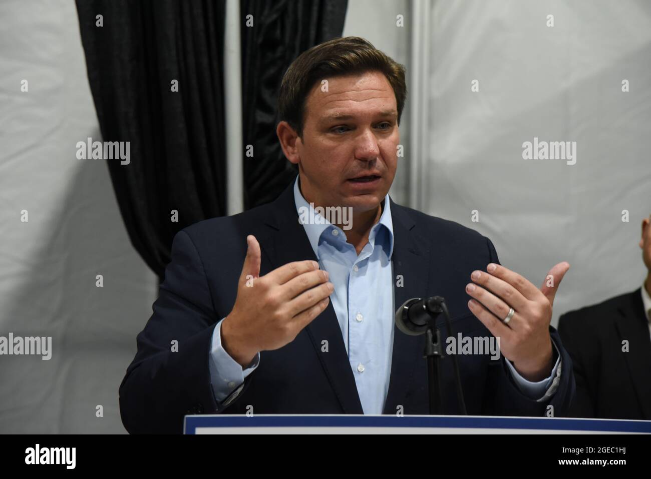 Monoclonal antibody treatment center hi-res stock photography and ...