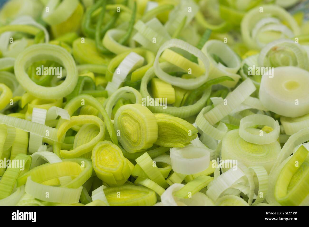 chopped sliced leek closeup Stock Photo - Alamy