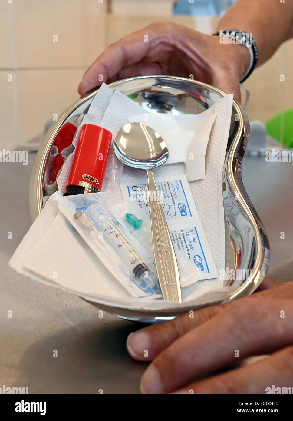 Karlsruhe, Germany. 09th Aug, 2021. In the drug consumption room, a ...